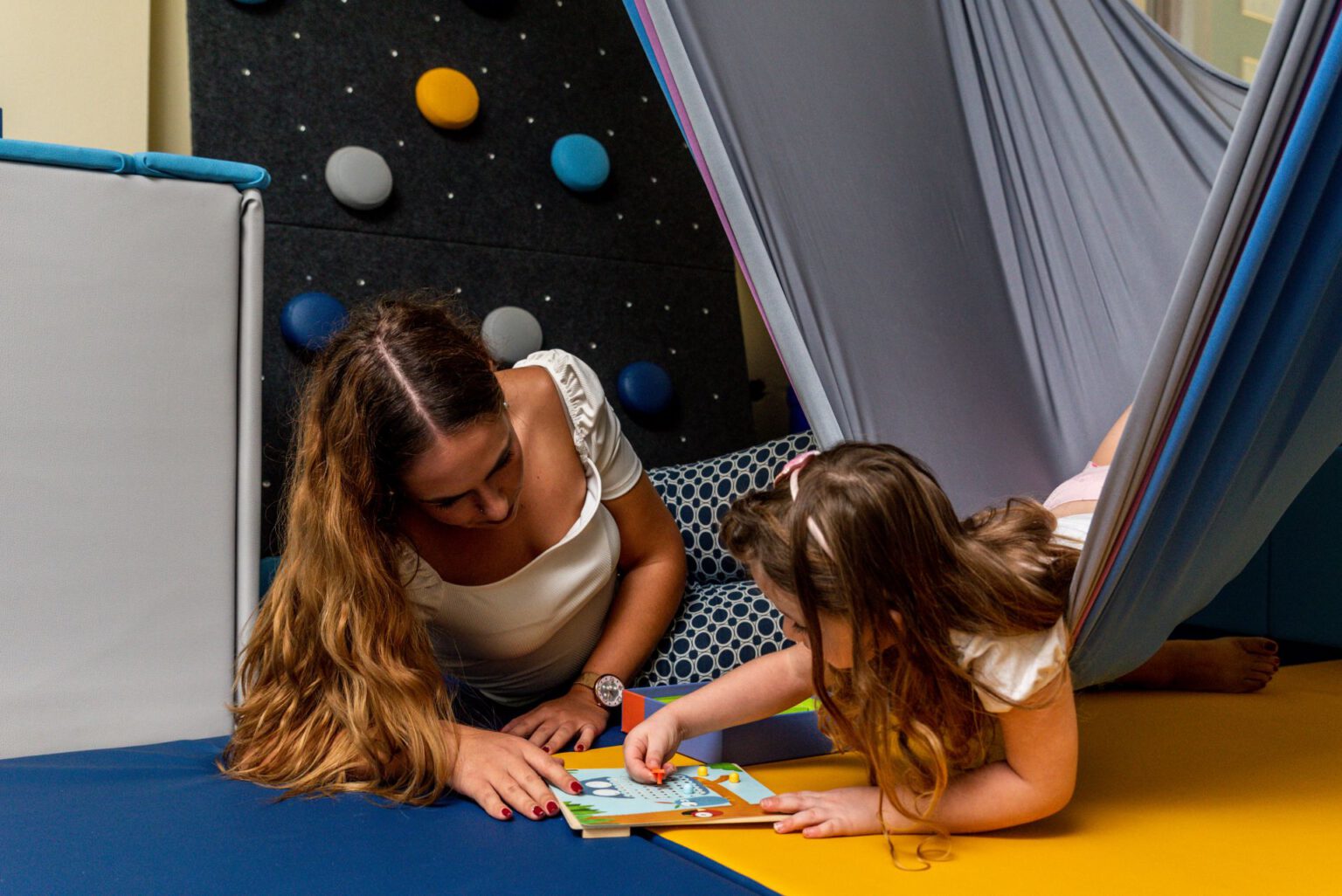 “Αρωγή”, σύγχρονο Κέντρο Ειδικών Θεραπειών και σχολικής μελέτης - Family Time